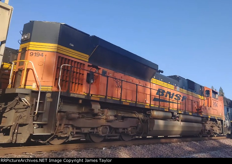 BNSF 9194